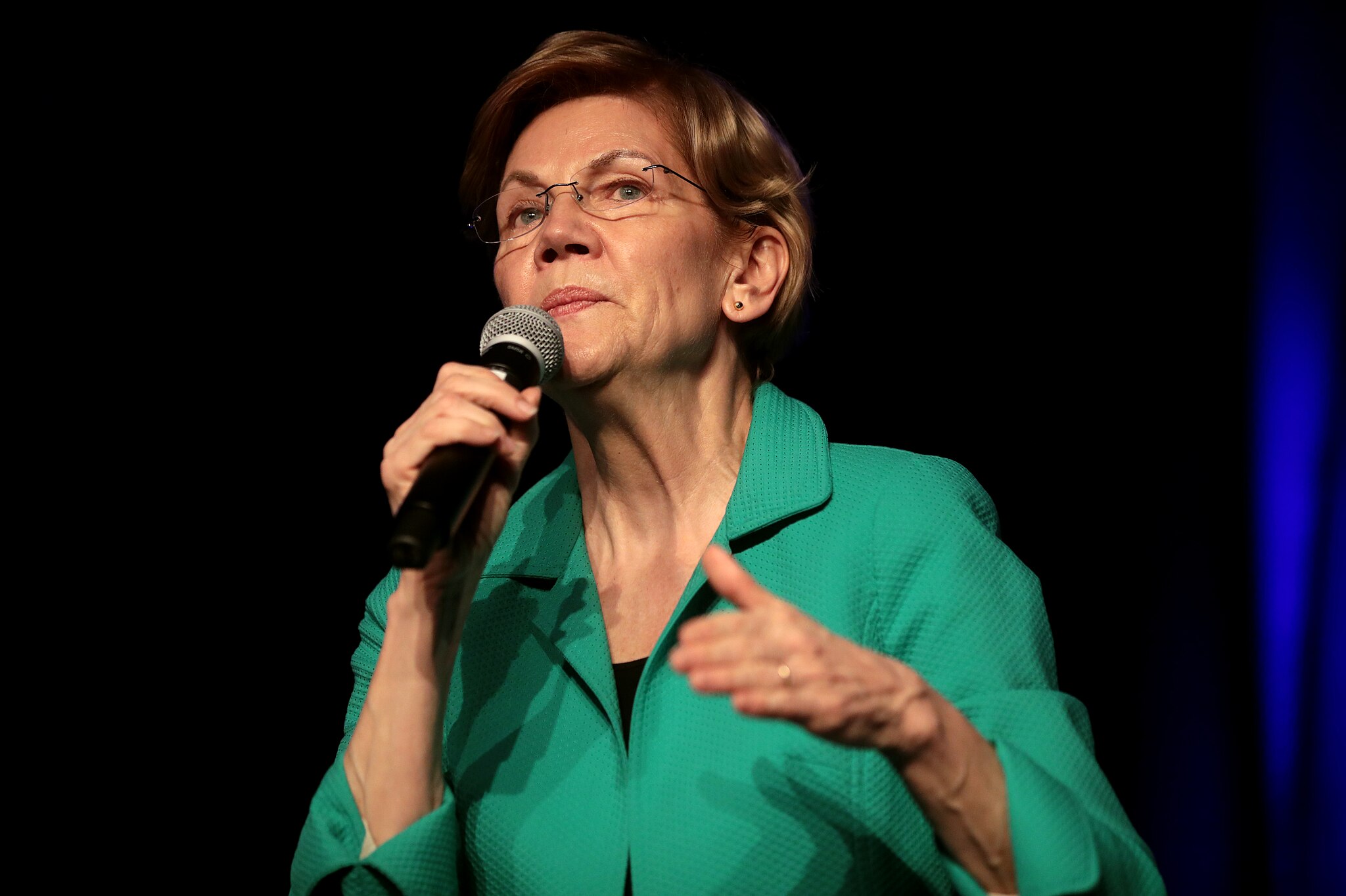 Warren Goes Pro-Trump? - Daily News Brew